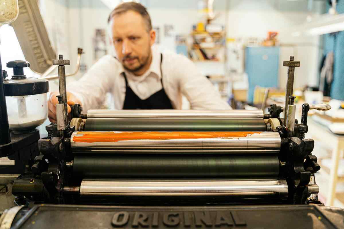 Printing Press Renaissance: How a Machine Ignited a Cultural Revolution
